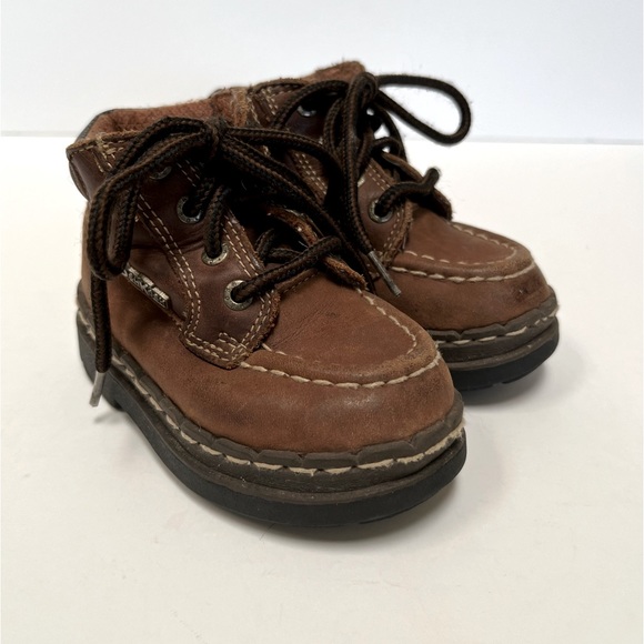 OshKosh B'gosh | Shoes | Vintage Oshkosh Bgosh Rockies Brown Leather ...